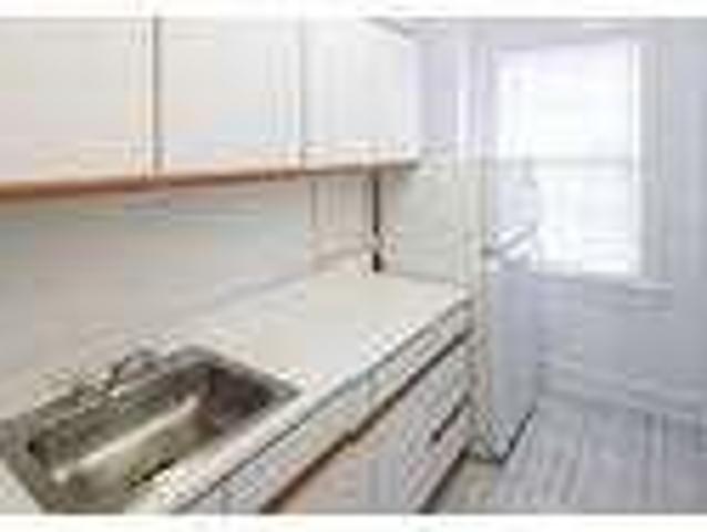 0 Bedroom 1 Bath In Washington DC 20008