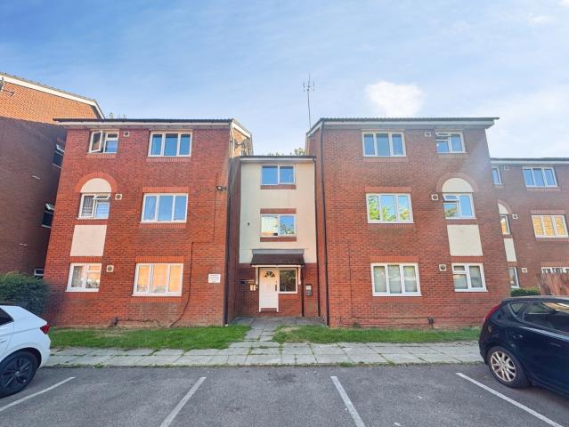 0 BEDROOM Flat / Apartment