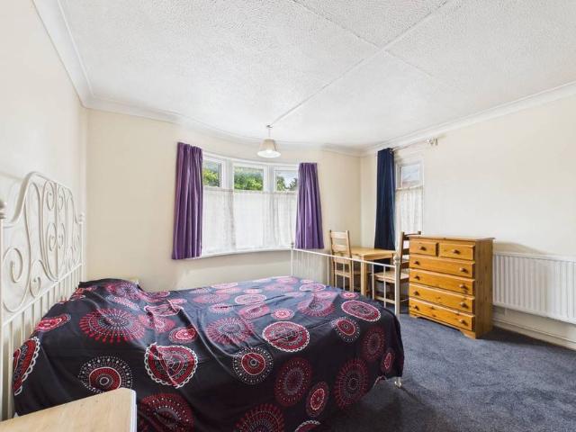 0 bedroom sharedAccommodation in Albert Street, Slough