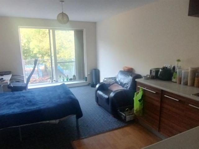 0 bedroom studio to rent