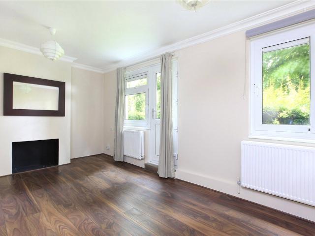 0 bedroom property in Aldrington Road, Tooting, London, SW16 £1,400 pcm | Chestertons