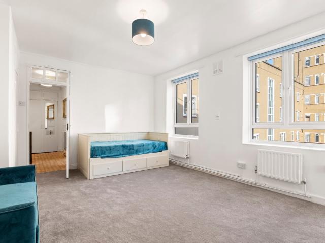 0 bedroom property in John Aird Court, London, W2 £1,600 pcm | Chestertons