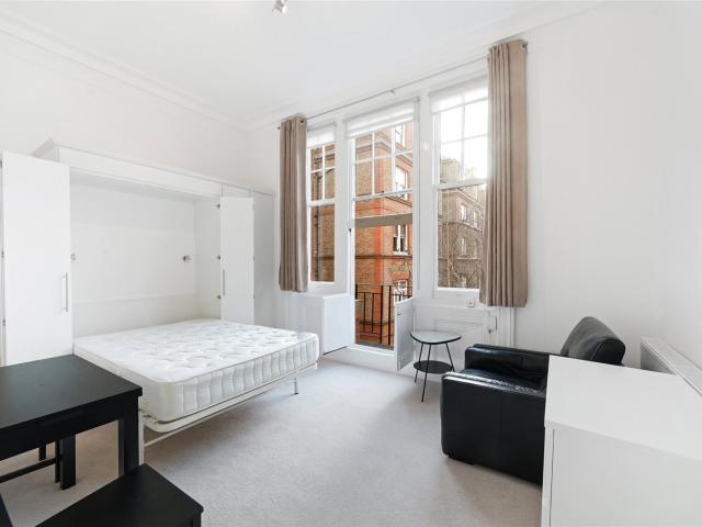 0 bedroom property in Wetherby Gardens, South Kensington, London, SW5 £1,750 pcm | Chestertons