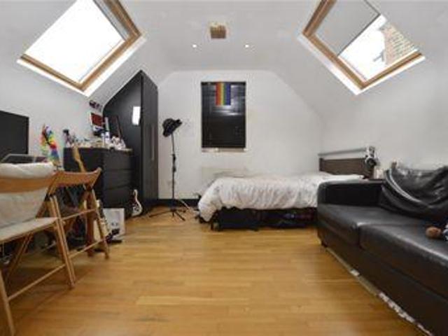 0 Bedrooms Maisonette for rent in Ribblesdale Road, London SW16