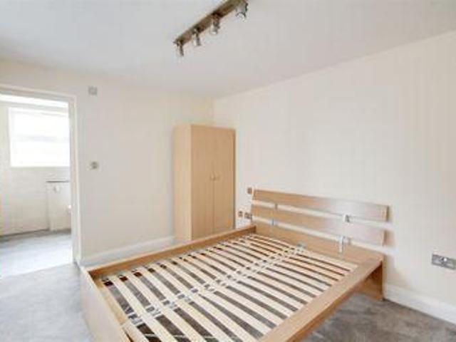 0 Bedrooms for rent in Weltje Road, Hammersmith, London W6