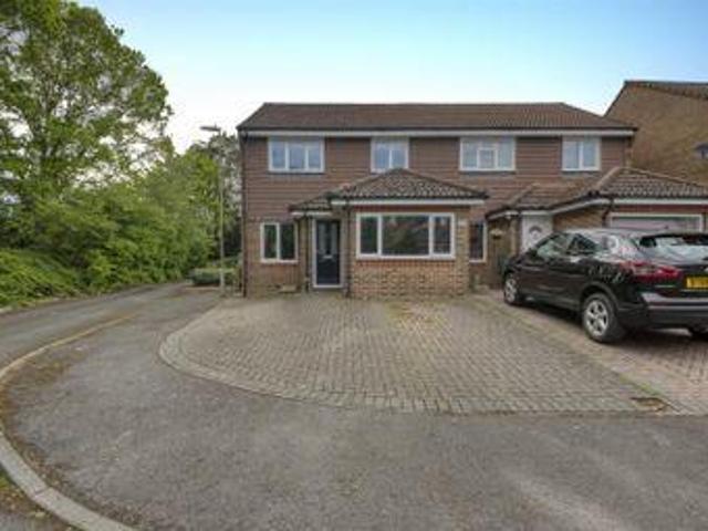 0 Bedrooms for sale in Turbary Gardens, Tadley RG26