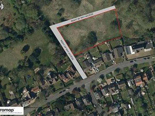 0 Bedrooms Land for sale in Church Road, Willington, Bedford MK44