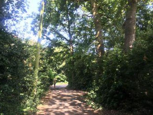 0 Bedrooms Land for sale in Guildford Road, Camberley GU16