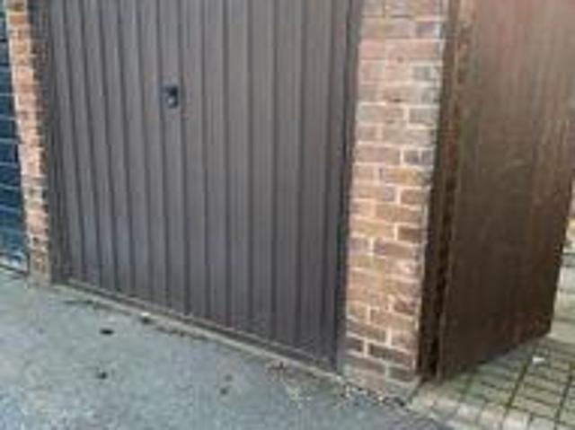 0 Bedrooms Parking/garage for rent in Newland Court, Wakefield WF1