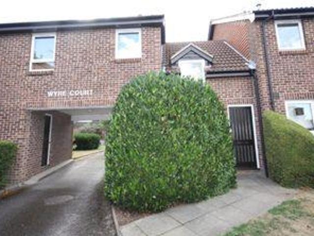 0 Bedrooms Studio for sale in Wyre Court, Reading RG31