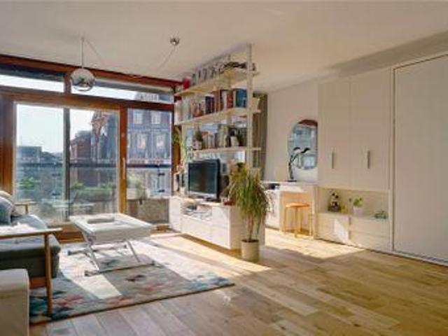 0 Bedrooms Studio for sale in Breton House, Barbican, London EC2Y