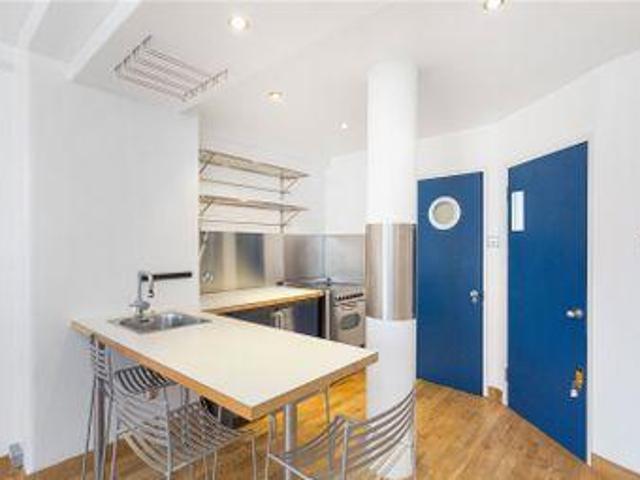 0 Bedrooms Studio for sale in Florin Court, 6 9 Charterhouse Square, London EC1M