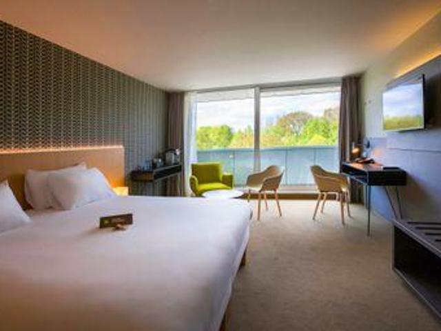 0 Bedrooms Studio for sale in Holiday Inn Express Dockside Road, London E16