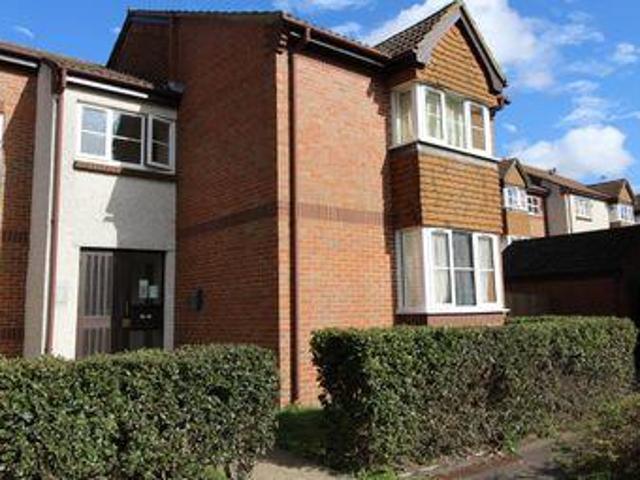 0 Bedrooms Studio for sale in Knowles Close, West Drayton UB7