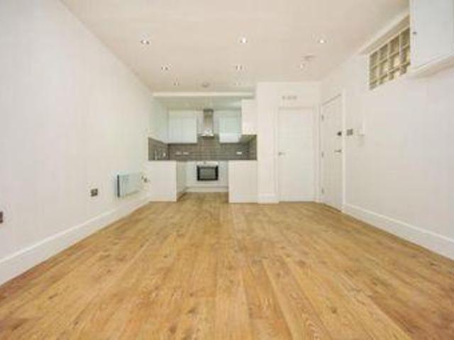 0 Bedrooms Studio for sale in Royal Crest House, 22 26 Upper Mulgrave Road, Sutton SM2