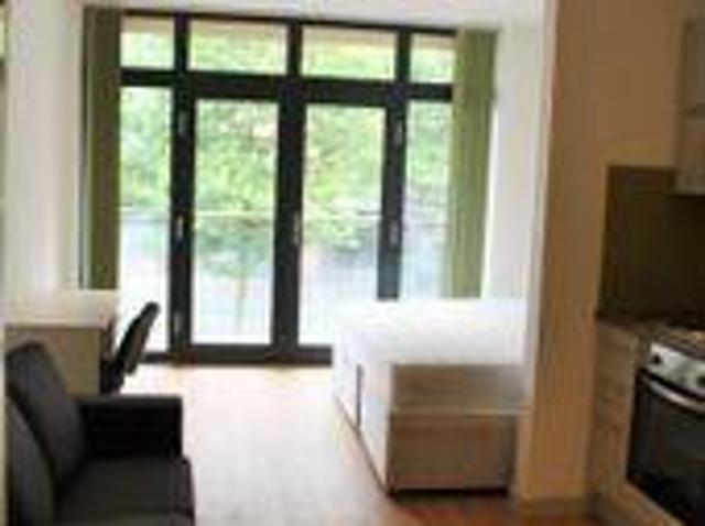 0 Bedrooms Studio for rent in 6 Princess Way, Swansea SA1