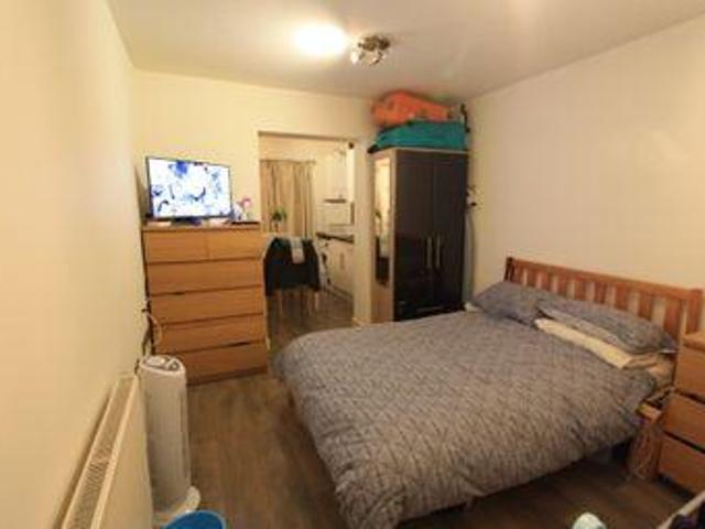 0 Bedrooms Studio for rent in The Broadway, Wimbledon SW19