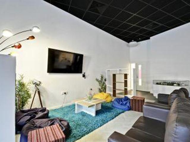 0 Bedrooms Studio for rent in The Pavement, Popes Lane, London W5