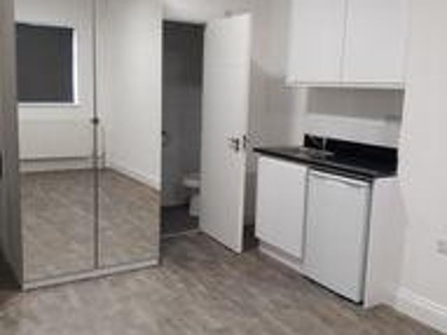 0 Bedrooms Studio for rent in The Vale, Golders Green NW11
