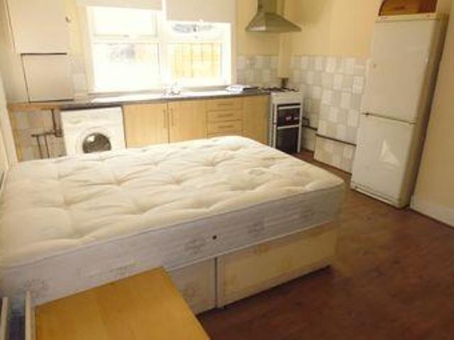 0 Bedrooms Studio for rent in Tooting Bec Road, Tooting Bec SW17