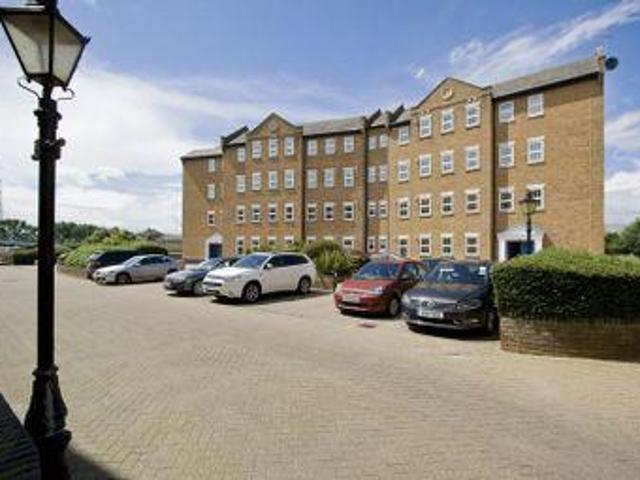 0 Bedrooms Studio for rent in Town Quay Wharf, Abbey Road, Barking IG11