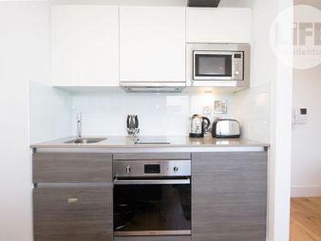 0 Bedrooms Studio for rent in Trident House, 76 Station Road, Hayes, Middlesex UB3