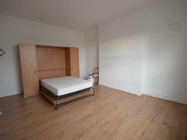 0 Bedrooms Studio for rent in Uxbridge Road, Shepherds Bush W12