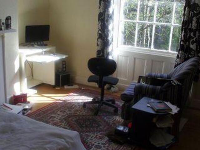 0 Bedrooms Studio for rent in Victoria Road, Hyde Park, Leeds LS6