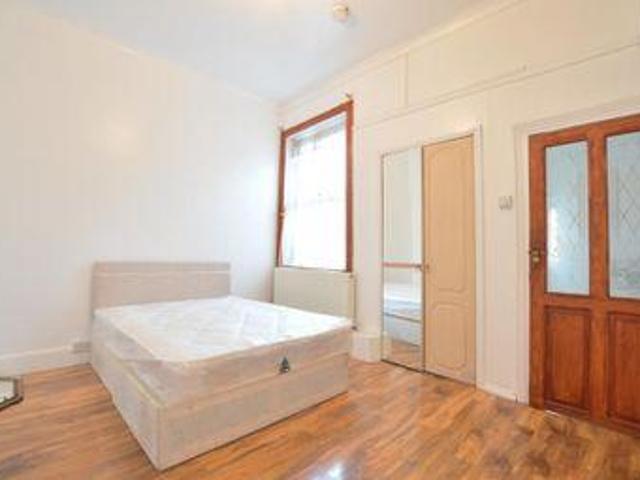 0 Bedrooms Studio for rent in Victoria Road, London N4