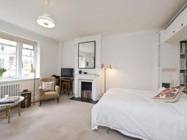 0 Bedrooms Studio for rent in Vicarage Court, Vicarage Gate, London W8