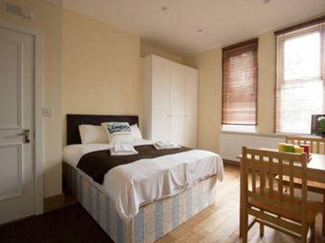 0 Bedrooms Studio for rent in Walm Lane, Willesden Green NW2