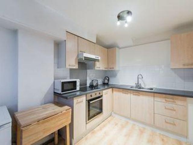 0 Bedrooms Studio for rent in Warwick Road, Earls Court SW5