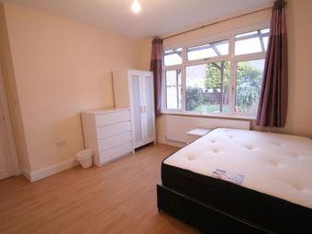 0 Bedrooms Studio for rent in Westrow Drive, Barking IG11