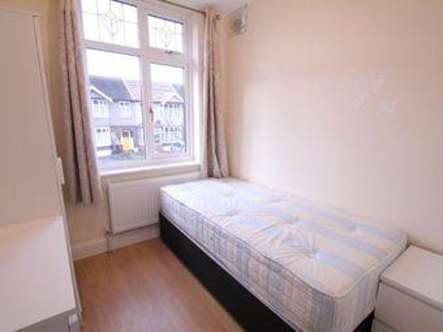 0 Bedrooms Studio for rent in Westrow Drive, Barking IG11
