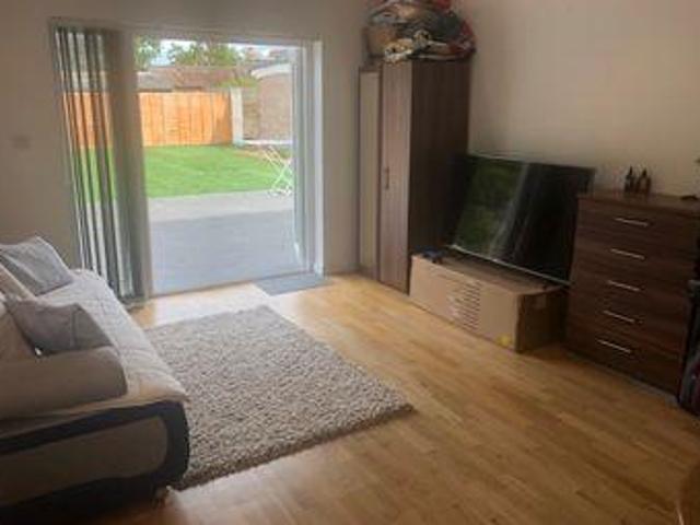 0 Bedrooms Studio for rent in Whitton Road, Hounslow TW3