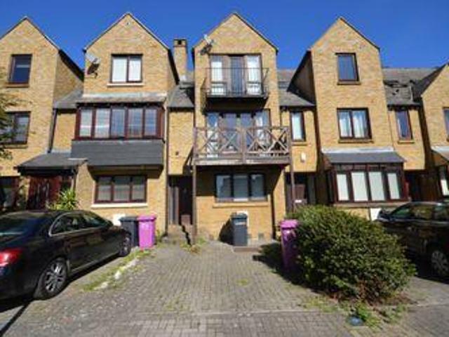 0 Bedrooms Studio for rent in Wynan Road, London E14
