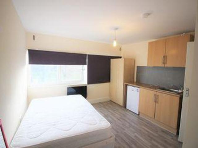 0 Bedrooms Studio for rent in Acacia Road, Tooting CR4