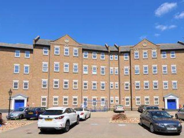 0 Bedrooms Studio for rent in Abbey Road, Barking IG11