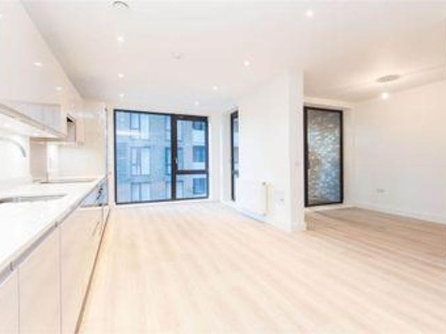 0 Bedrooms Studio for rent in Aberfeldy Village, Deauville Close E14