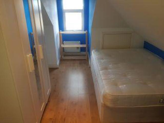 0 Bedrooms Studio for rent in Aldborough Road South, Ilford IG3