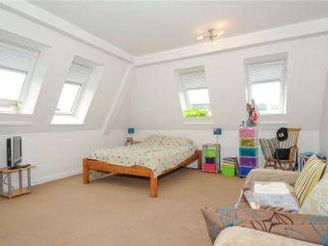 0 Bedrooms Studio for rent in Amberley Place, Windsor, Berkshire SL4
