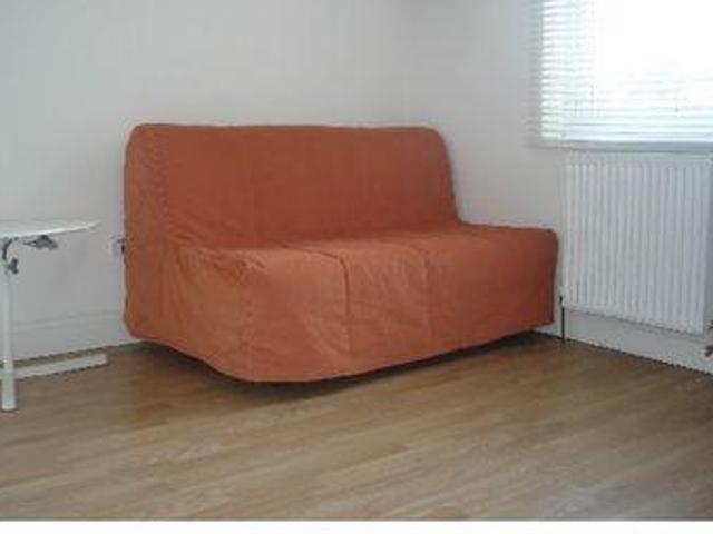 0 Bedrooms Studio for rent in Askew Crescent, Shepherds Bush W12