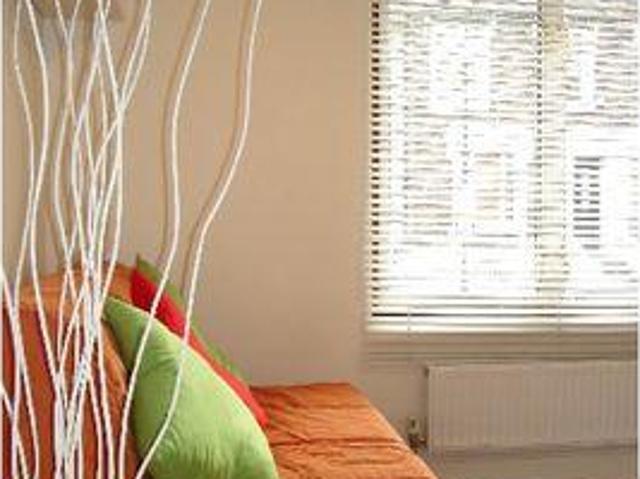 0 Bedrooms Studio for rent in Askew Crescent, Shepherds Bush W12
