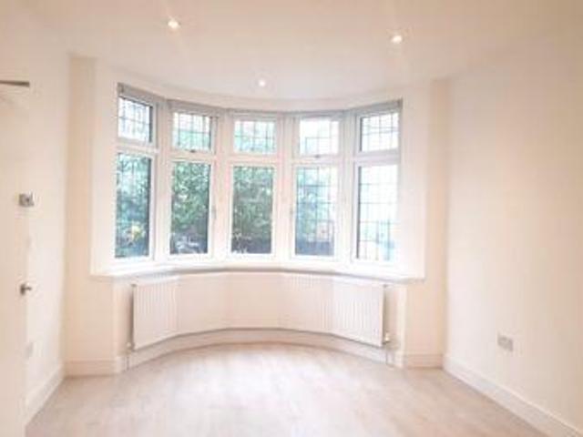 0 Bedrooms Studio for rent in Avondale Crescent, Ilford IG4
