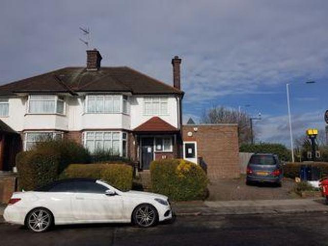 0 Bedrooms Studio for rent in Boyne Avenue, Hendon NW4