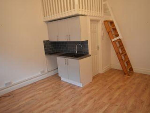 0 Bedrooms Studio for rent in Blythe Road, Hammersmith W14