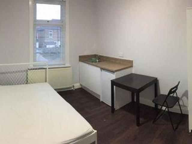 0 Bedrooms Studio for rent in Blythswood Road, Ilford IG3