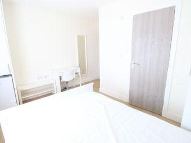 0 Bedrooms Studio for rent in Browngraves Road, Hayes, Middlesex UB3