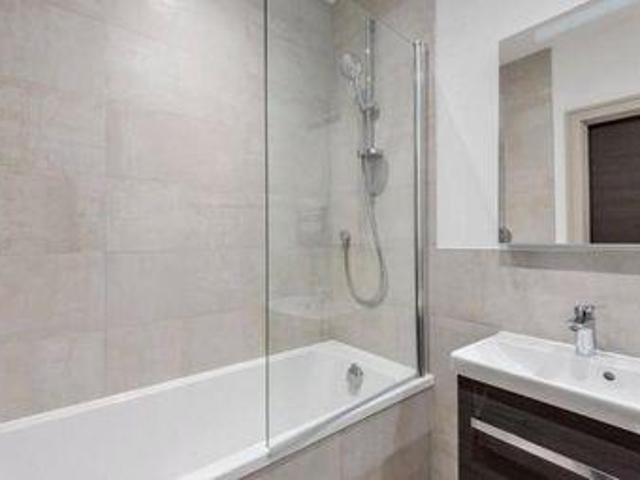 0 Bedrooms Studio for rent in Broad House, Imperial Drive, Harrow, London HA27Jw HA2