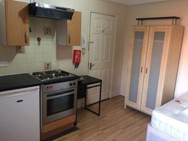 0 Bedrooms Studio for rent in Brondesbury Park, London NW2
